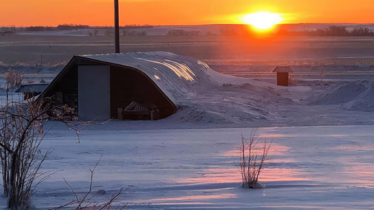 Project Spotlight: A Greenhouse in the Snow (AZZ Galvanizing - Denver ...